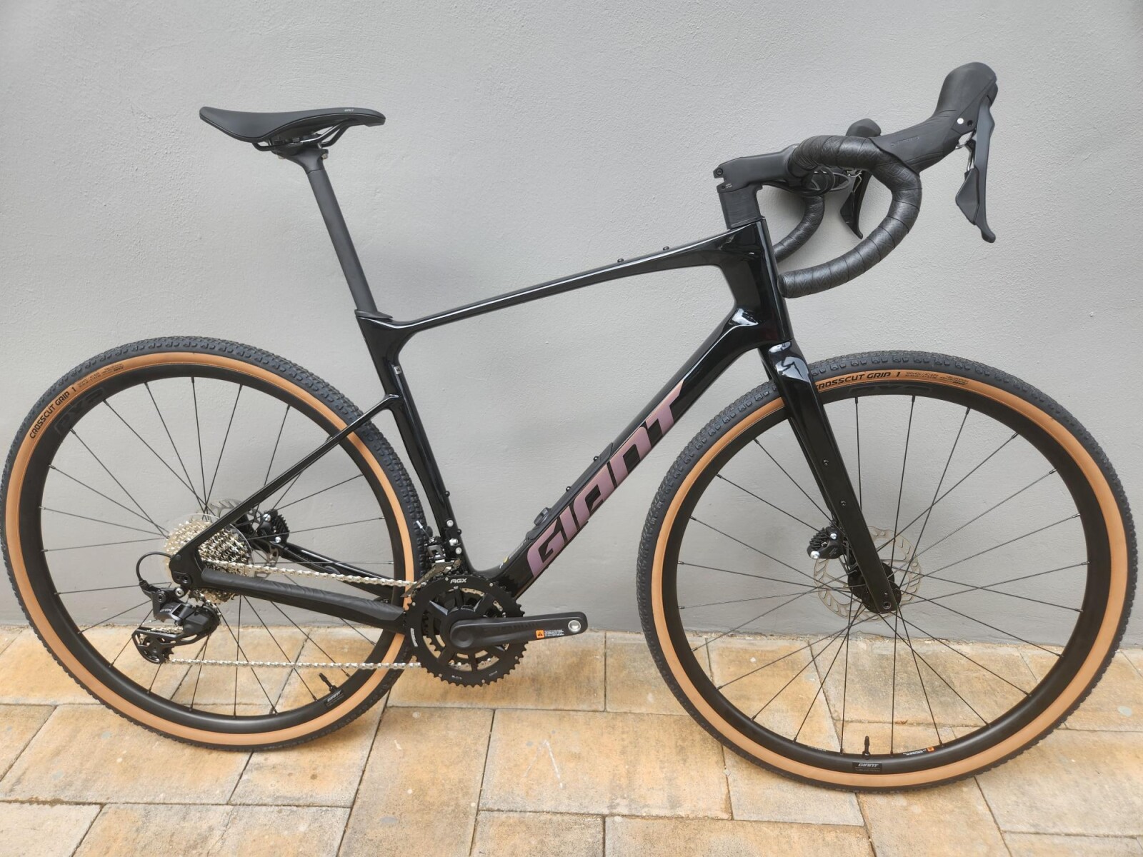 Giant revolt adv 2 medium/large new | Gravel Bikes | Bike Hub