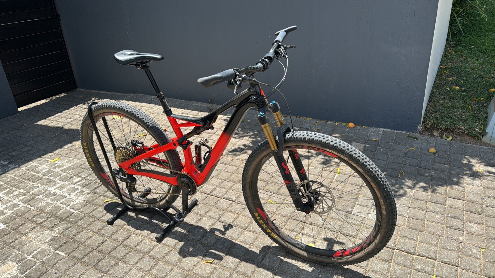 S Works Camber | Dual Suspension Mountain Bikes | Bike Hub
