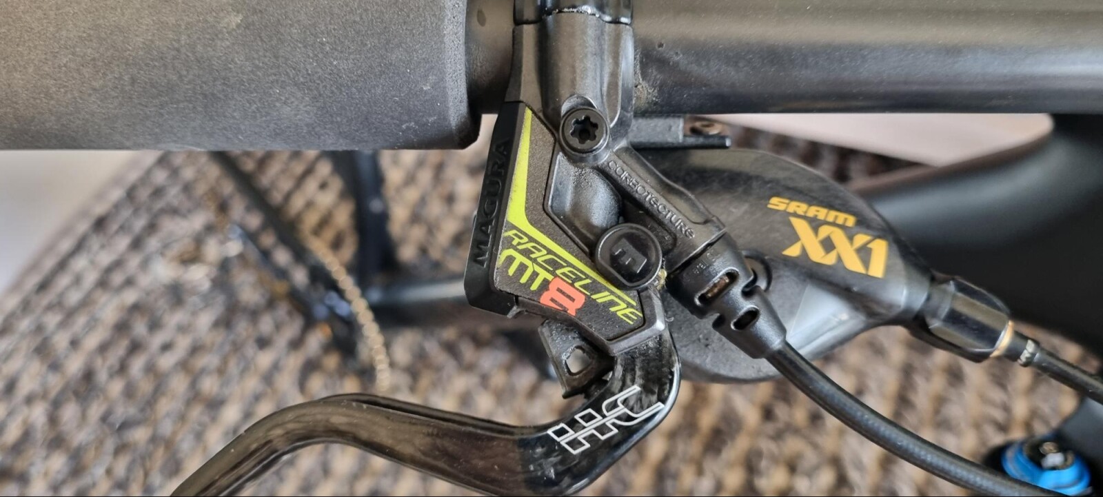 Magura MT8 SL/Raceline Brakeset | Mountain Bike Brakes | Bike Hub