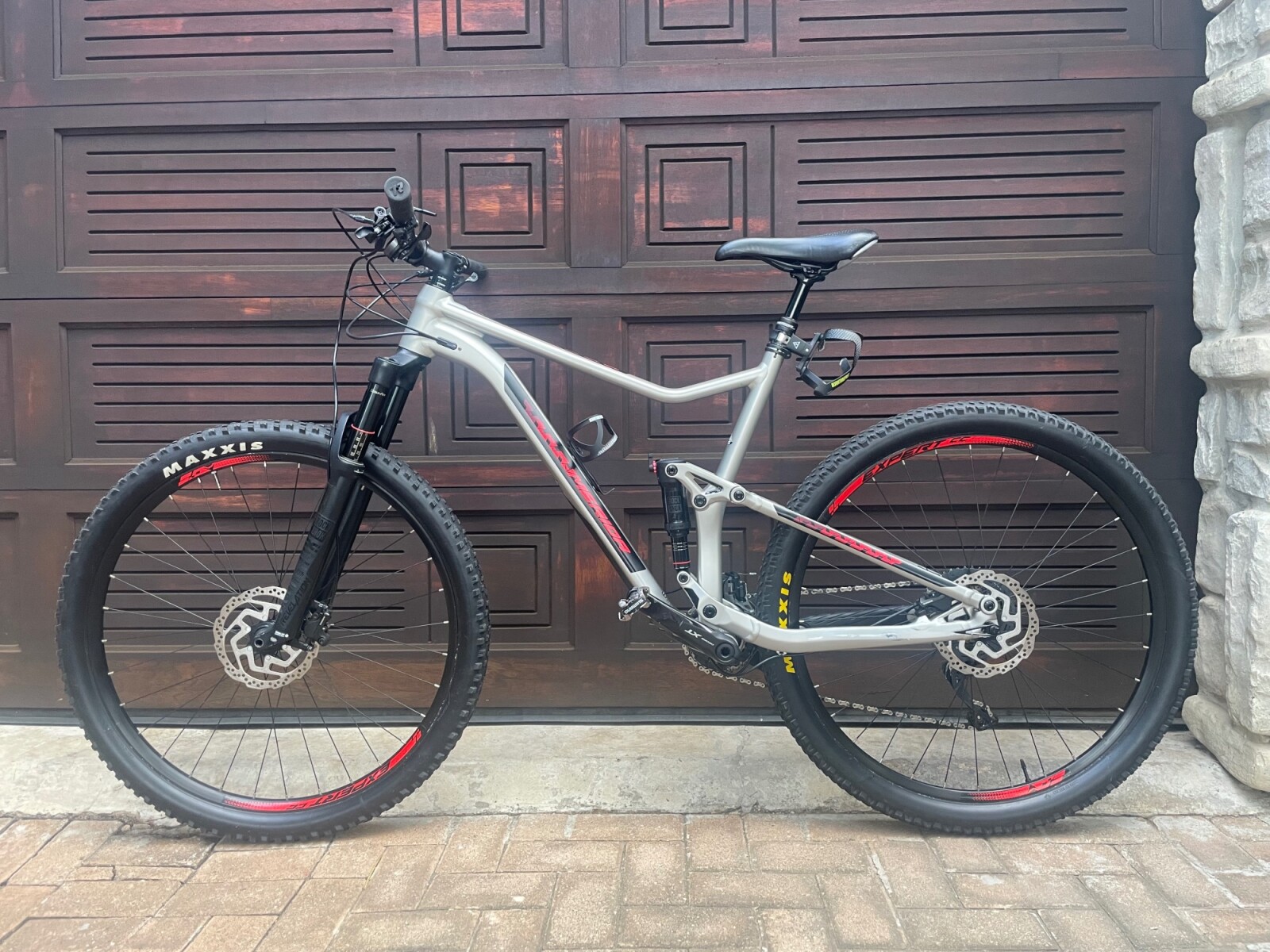 Merida One-Twenty XT (X-Large) | Dual Suspension Mountain Bikes | Bike Hub