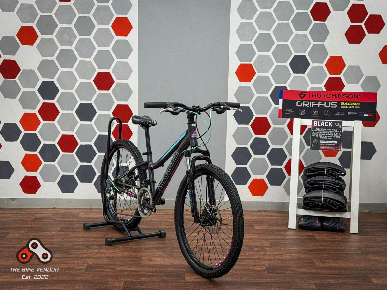 Avalanche Cosmic 24"D - Shimano - Disc Brakes | Kids Bikes | Bike Hub