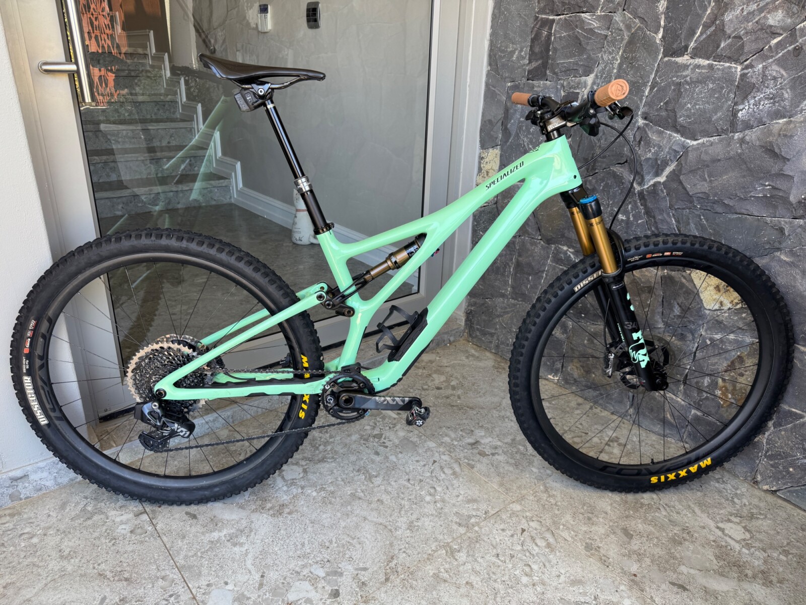 Specialized Stumpjumper PRO Custom - Brilliant!! | Dual Suspension ...