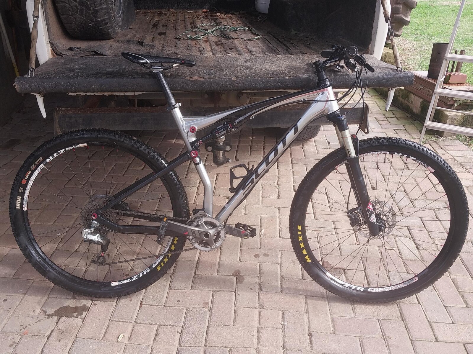 Scott Spark 29 Elite 2013 | Dual Suspension Mountain Bikes | Bike Hub