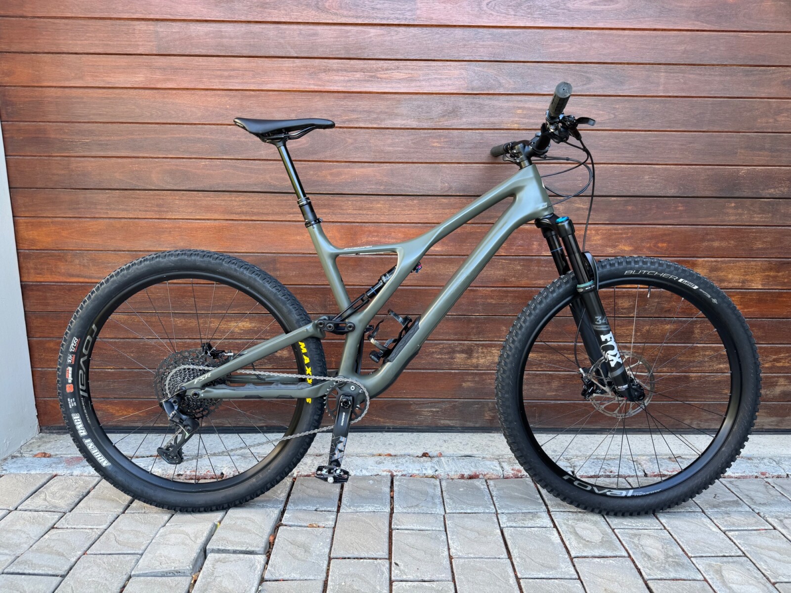 Specialized Stumpjumper ST Comp Carbon | Dual Suspension Mountain Bikes ...