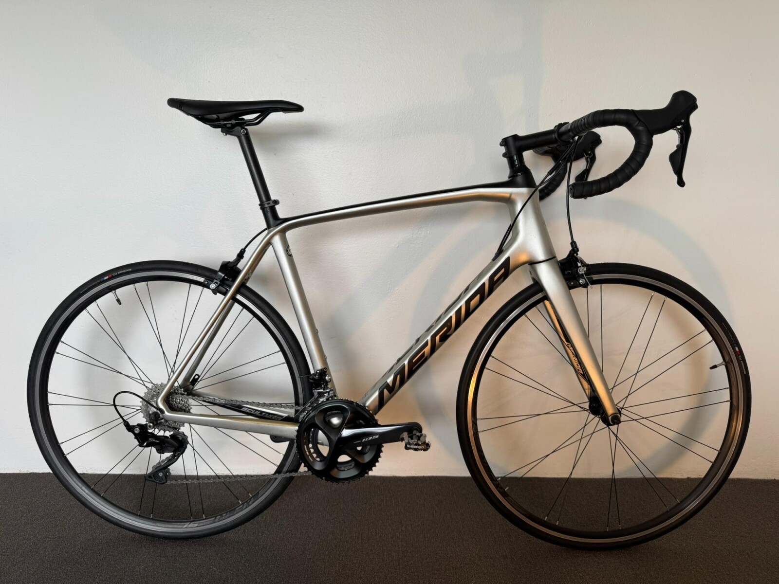 2020 Merida Scultura 4000 CF2 (Carbon) | Road Bikes | Bike Hub