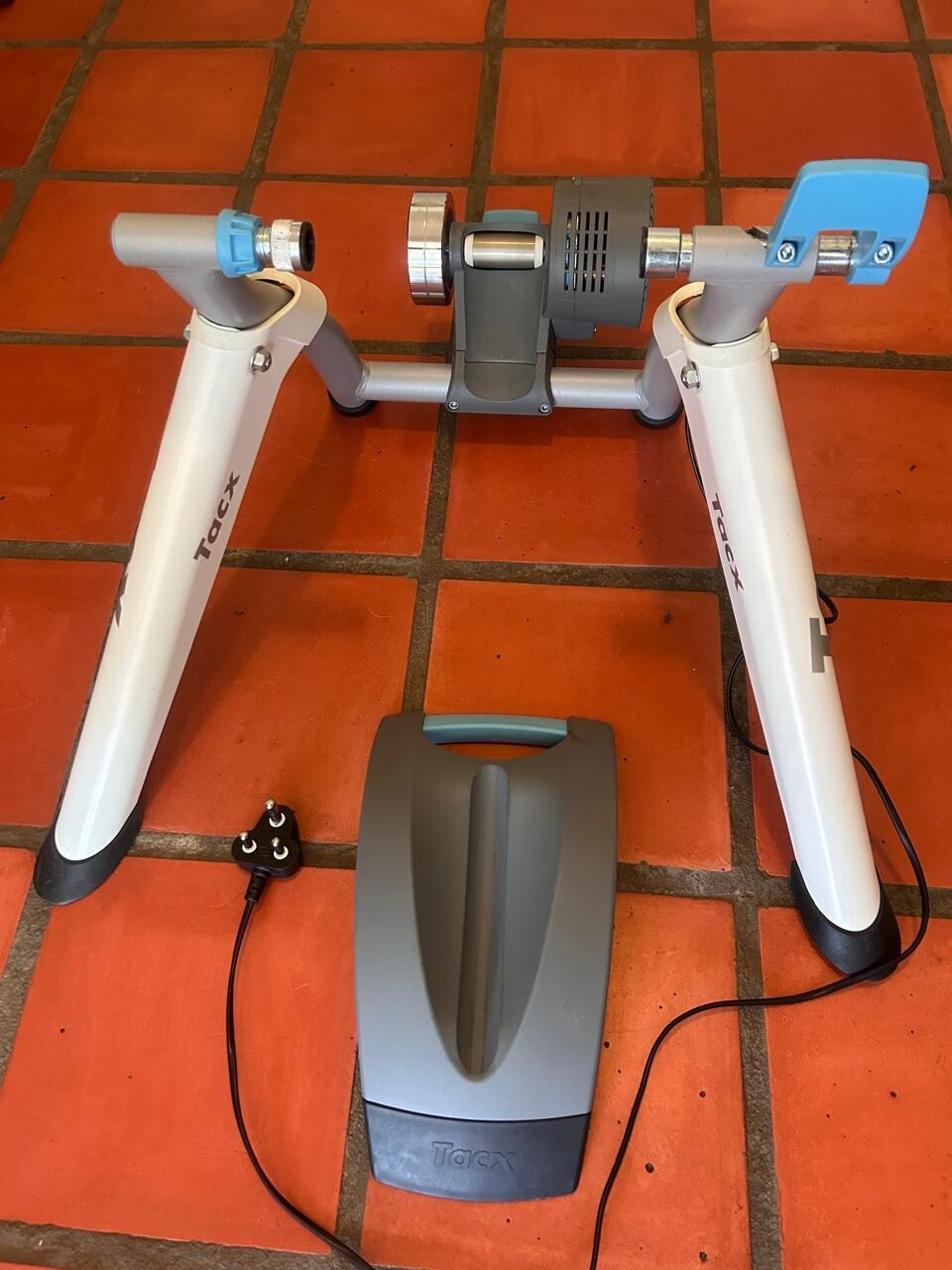 TACX Flow Smart Trainer - Excellent Condition! | Indoor Trainers ...
