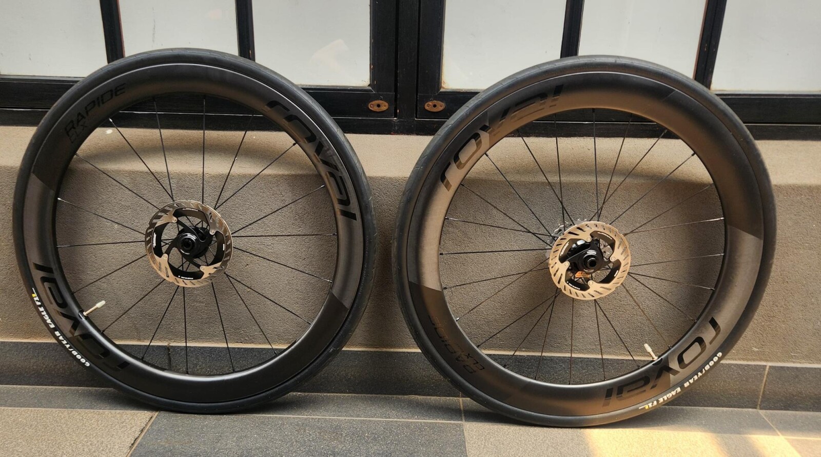 Roval Rapide CLX II Wheelset | Road Bike Wheels | Bike Hub