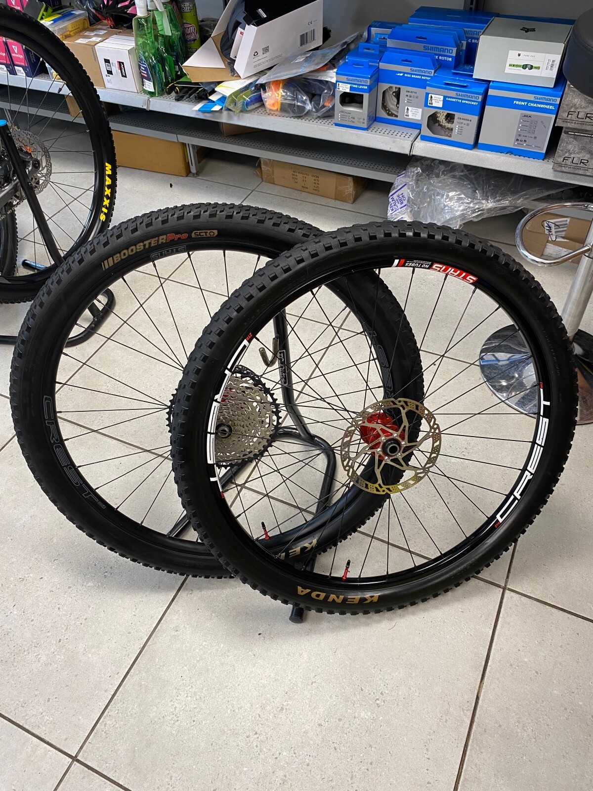 Stans Crest Complete 29er wheel set | Mountain Bike Wheels | Bike Hub