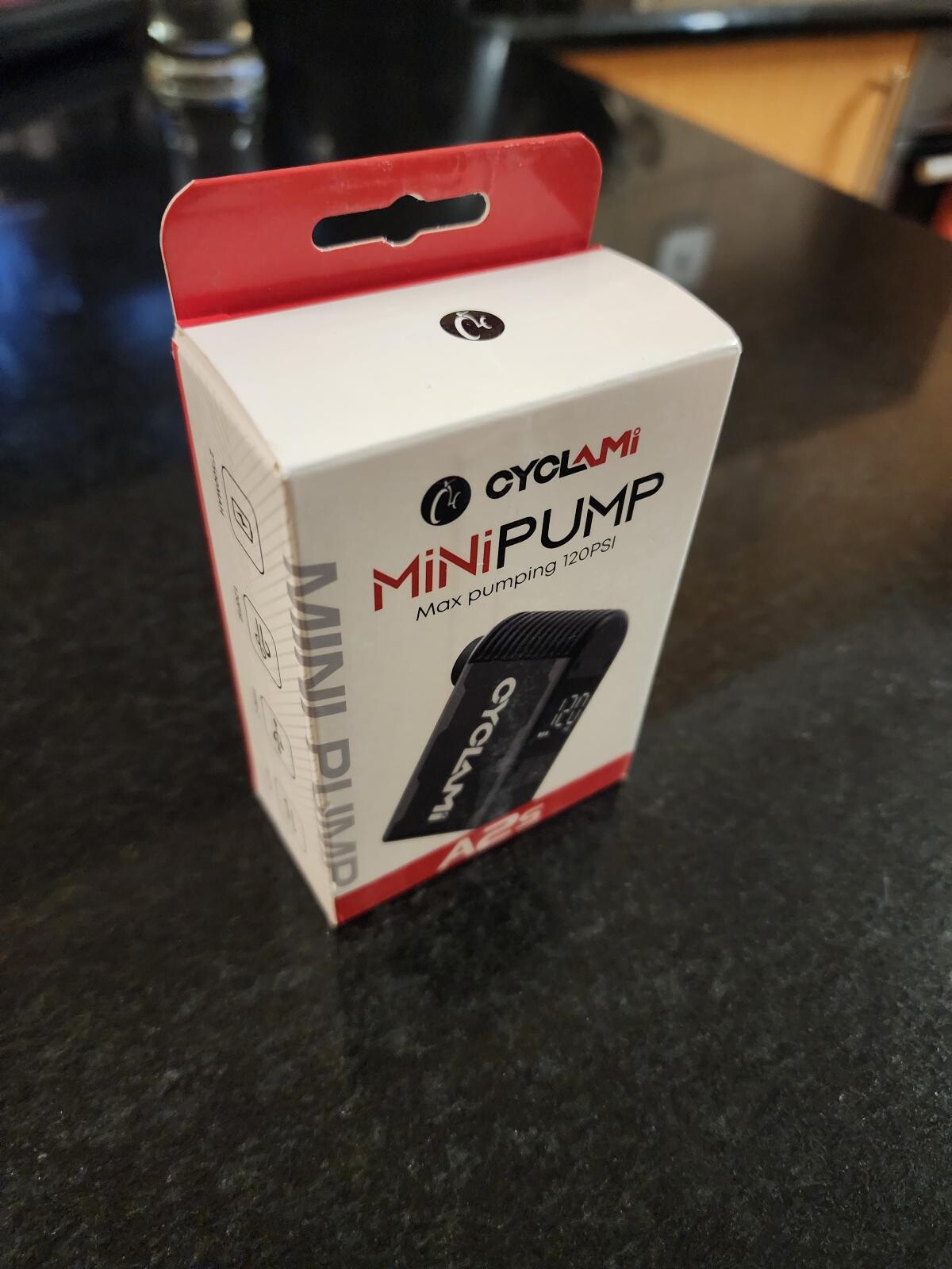 Pocket Electric Pump 120PSi/8.2Bar | Pumps | Bike Hub