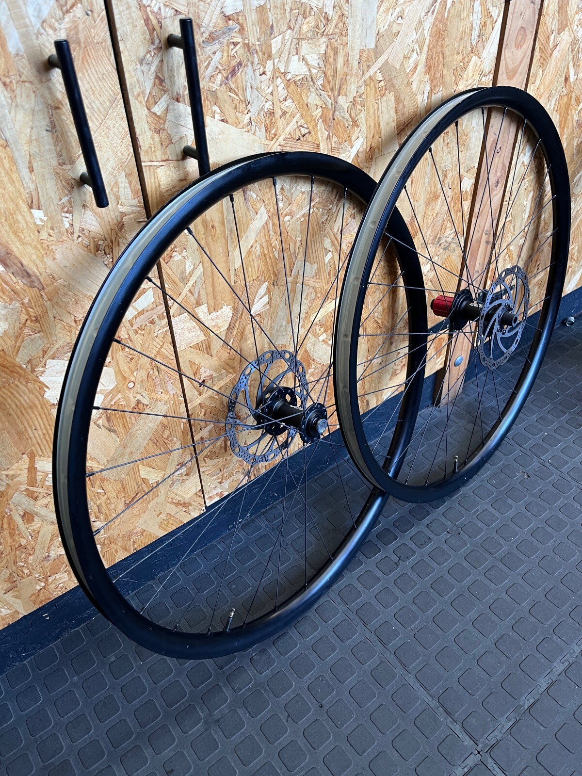 Alloy Gravel Wheelset | Gravel Bike Wheels | Bike Hub