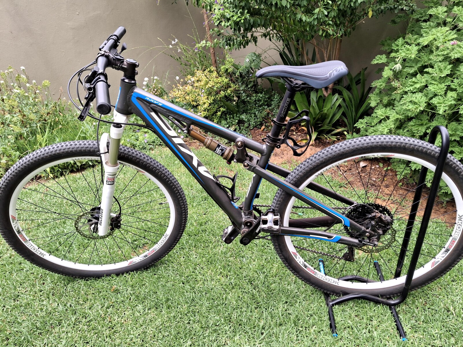 Axis A20FS 1x9 gears | Dual Suspension Mountain Bikes | Bike Hub