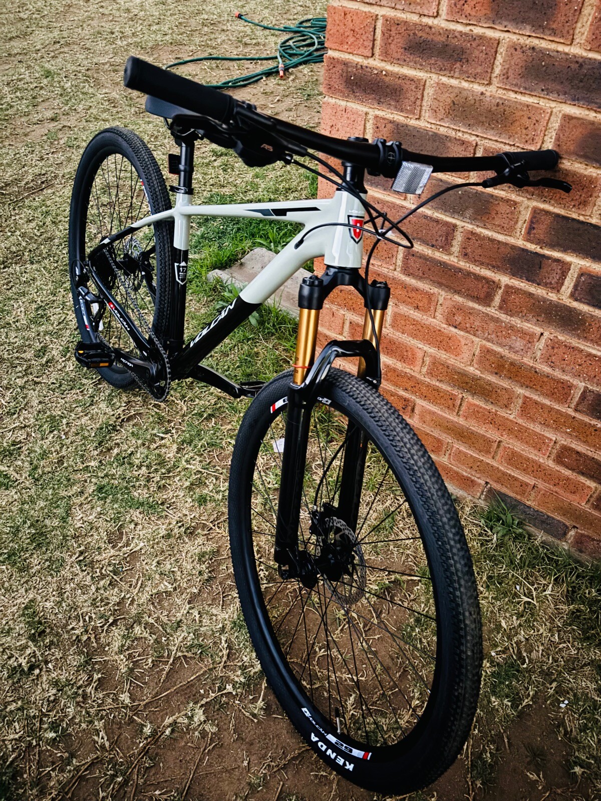 Lava mountain bike | Dual Suspension Mountain Bikes | Bike Hub
