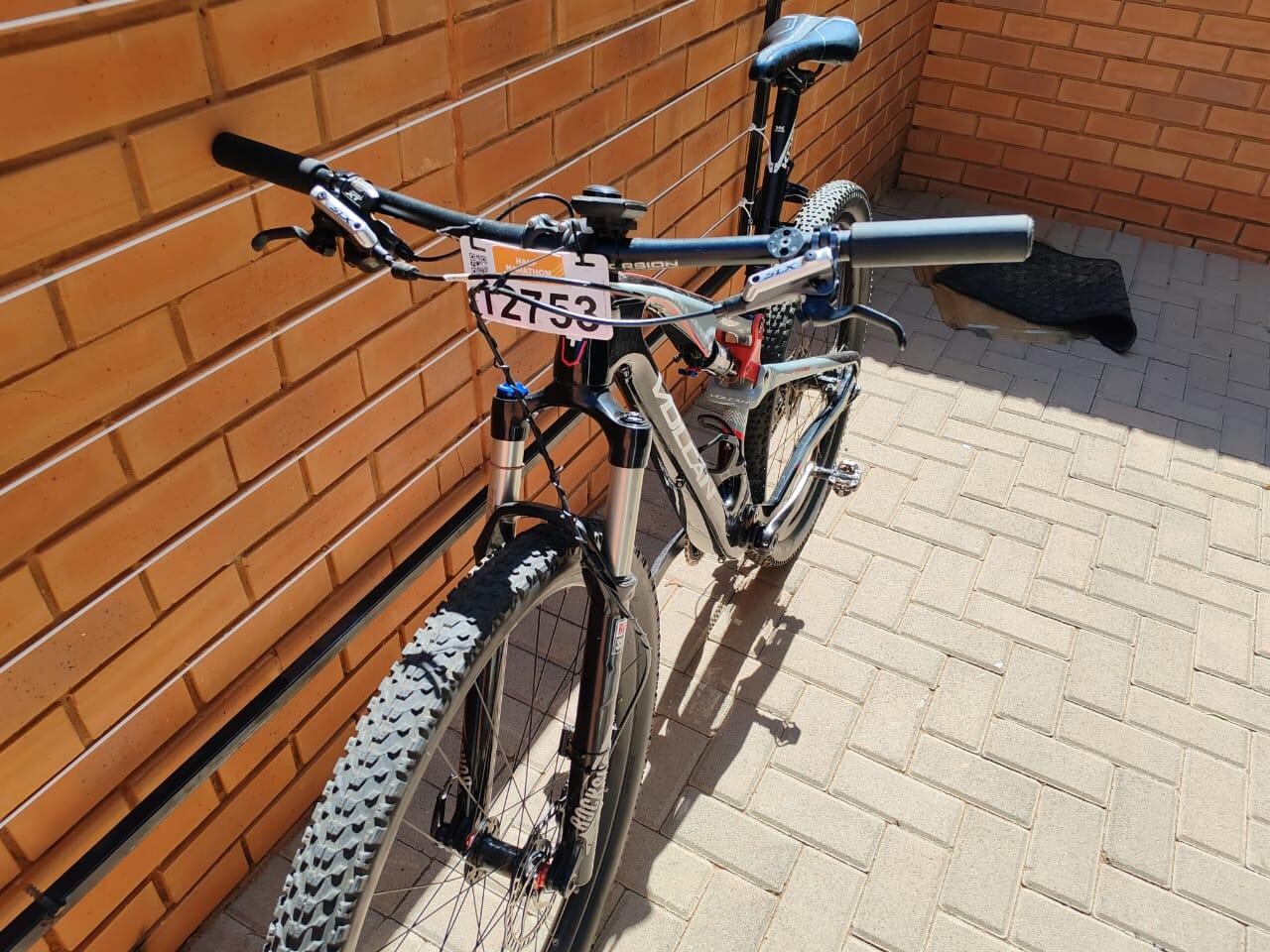 Volcan Dual Suspension Mountain Bike Carbon | Dual Suspension Mountain ...