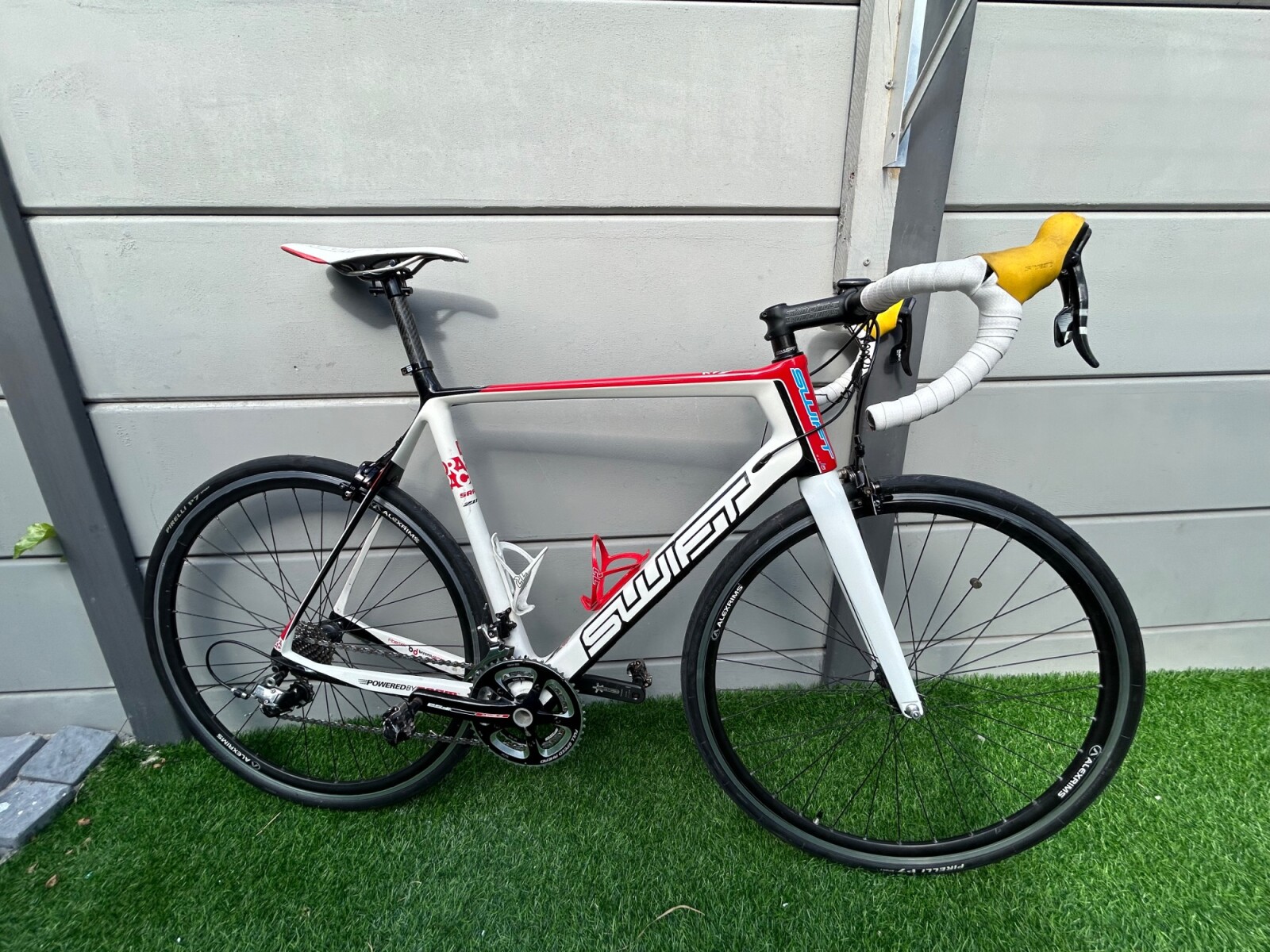 56cm SWIFT Ultravox DRAPAC Team Edition | Road Bikes | Bike Hub