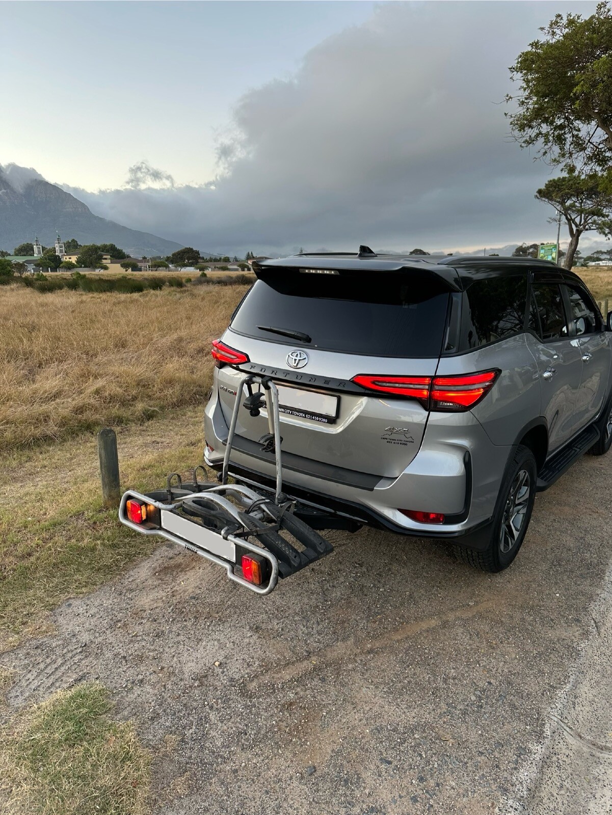 Thule EuroWay 945 | 2 Bike carrier | Locking key | Bike Racks | Bike Hub