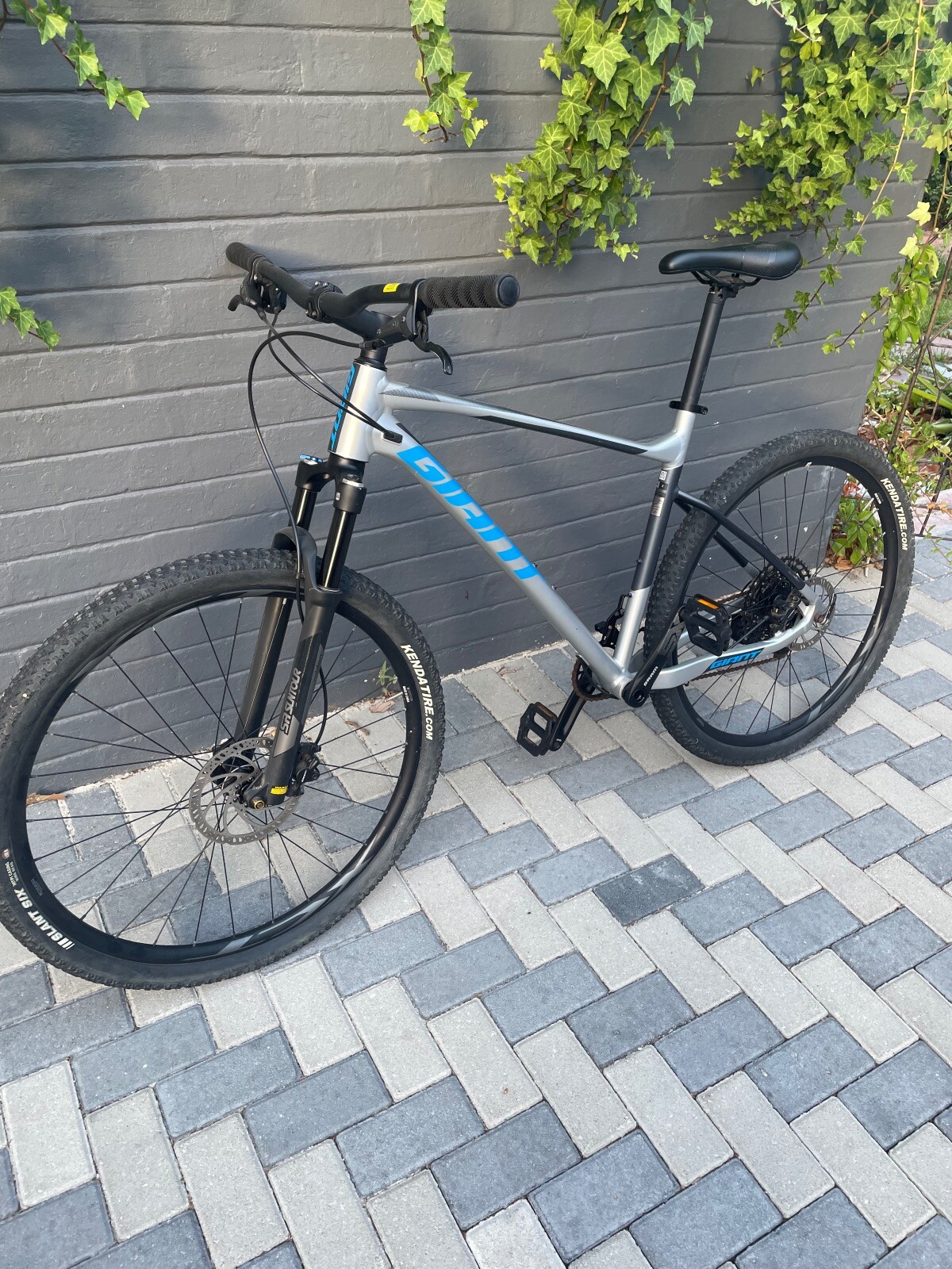 Giant Fathom 29er XL | Hardtail Mountain Bikes | Bike Hub