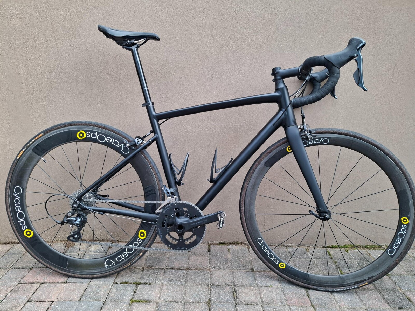 Specialized Allez Sport | Road Bikes | Bike Hub