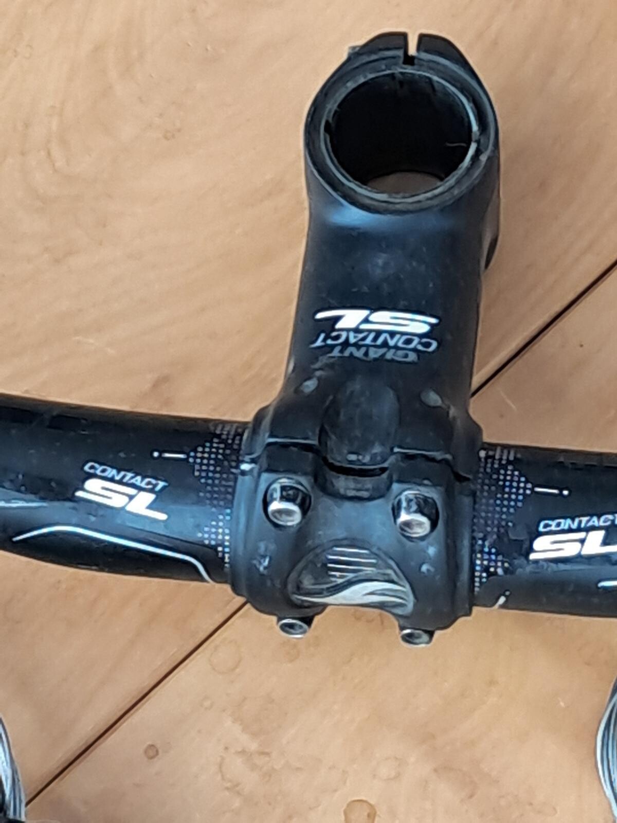 Giant MTB handlebars and stem | Handlebars | Bike Hub