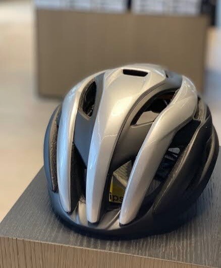 Assos Met Trenta with MIPS | Helmets | Bike Hub