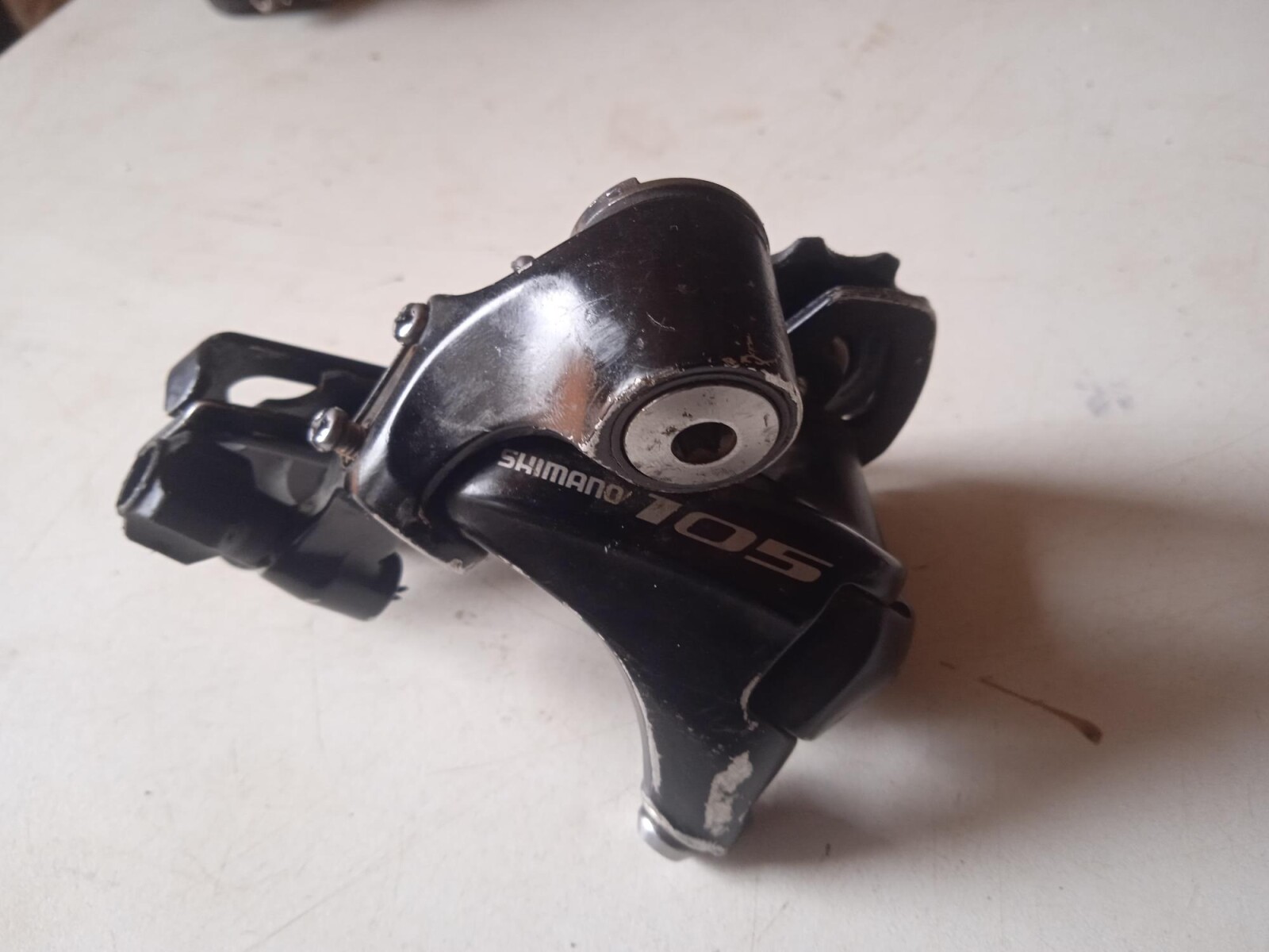 Shimano 105 5800 rear derailleur (11 speed) | Rear Derailleurs | Bike Hub