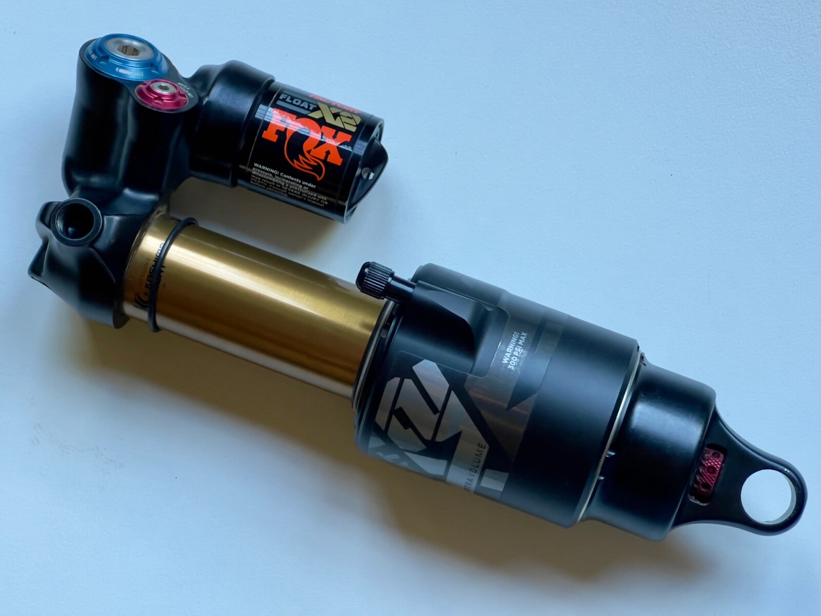 Fox FLOAT X2 Factory Kashima - 205mm x 65mm | Rear Shocks | Bike Hub