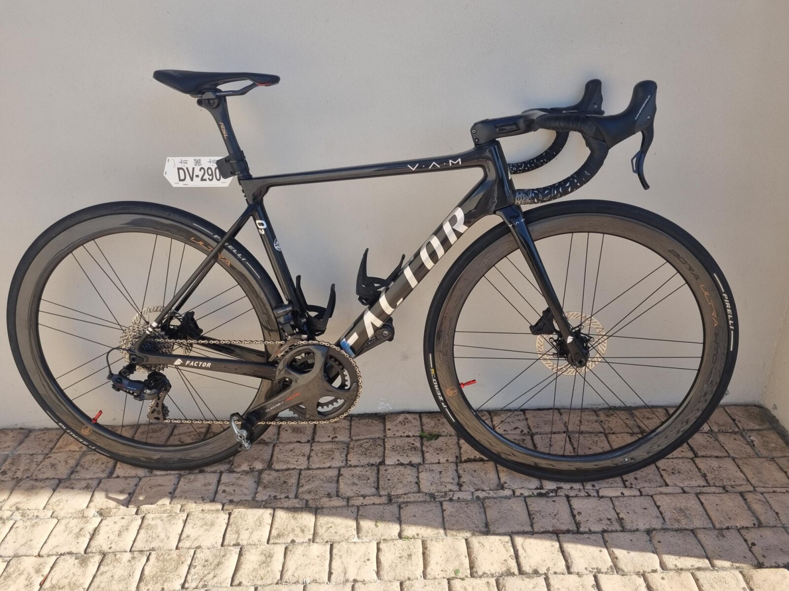 Factor O2 VAM | Road Bikes | Bike Hub