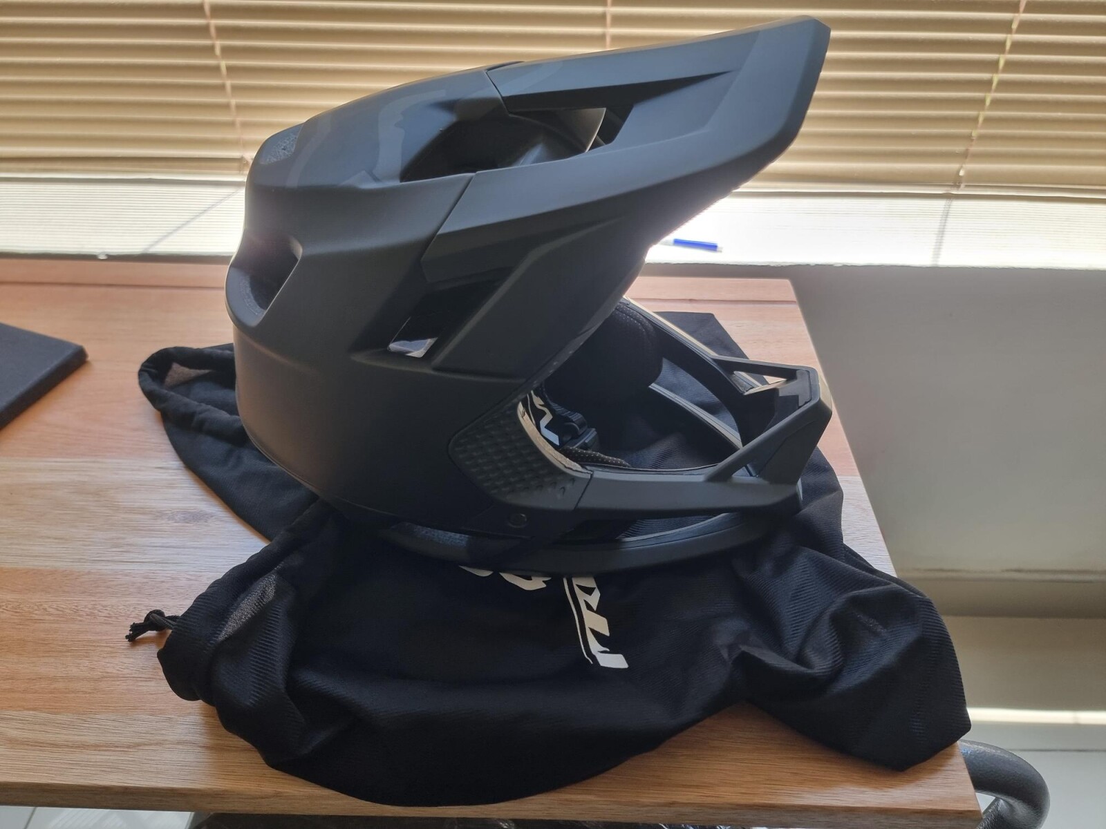 Fox Proframe Downhill Helmet | Helmets | Bike Hub