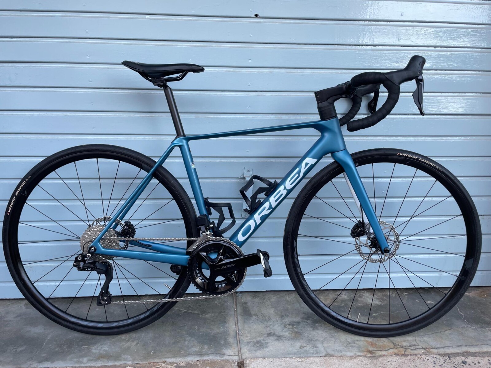 2024 Orbea Orca M30i Di2 (-+800km) | Road Bikes | Bike Hub