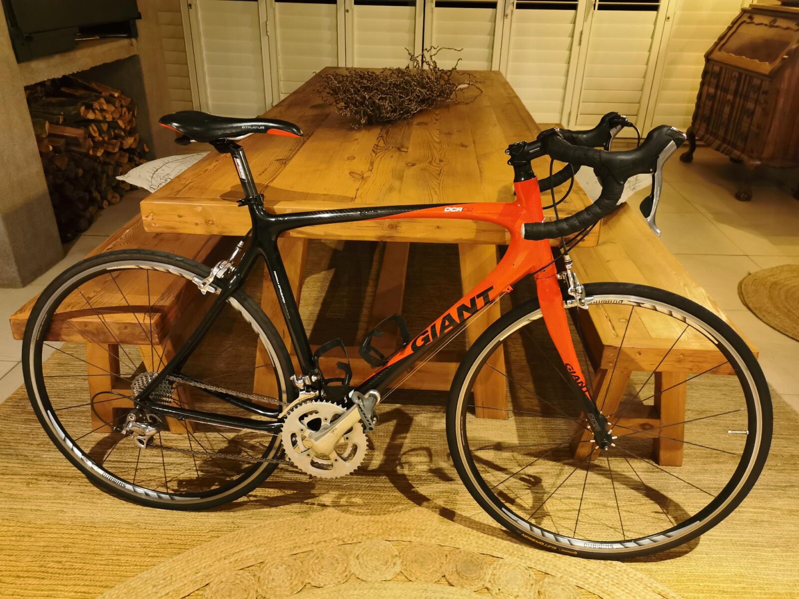 Giant OCR2 Full Carbon Road Bike Lightweight | Road Bikes | Bike Hub