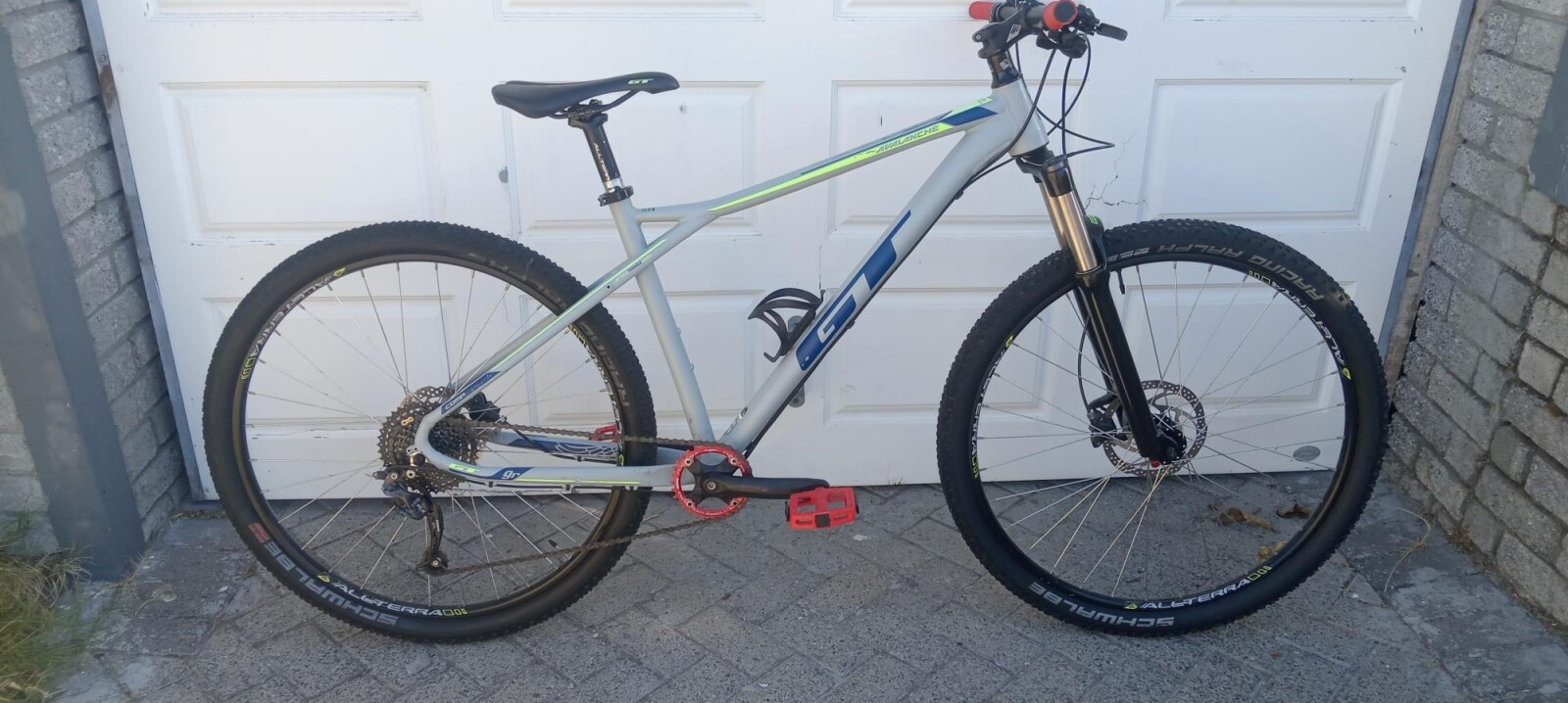 GT avalanche comp upraded | Hardtail Mountain Bikes | Bike Hub