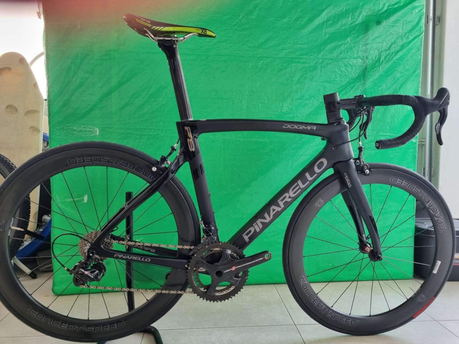 Pinarello F8 Unused | Road Bikes | Bike Hub