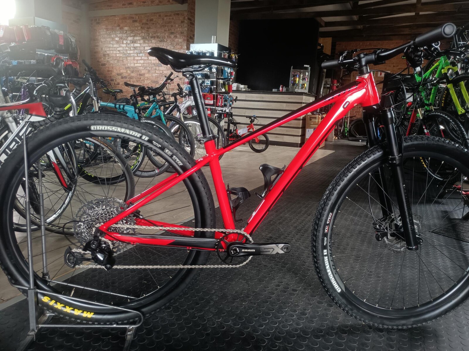 Scott Scale 900 Comp Small 29er | Hardtail Mountain Bikes | Bike Hub