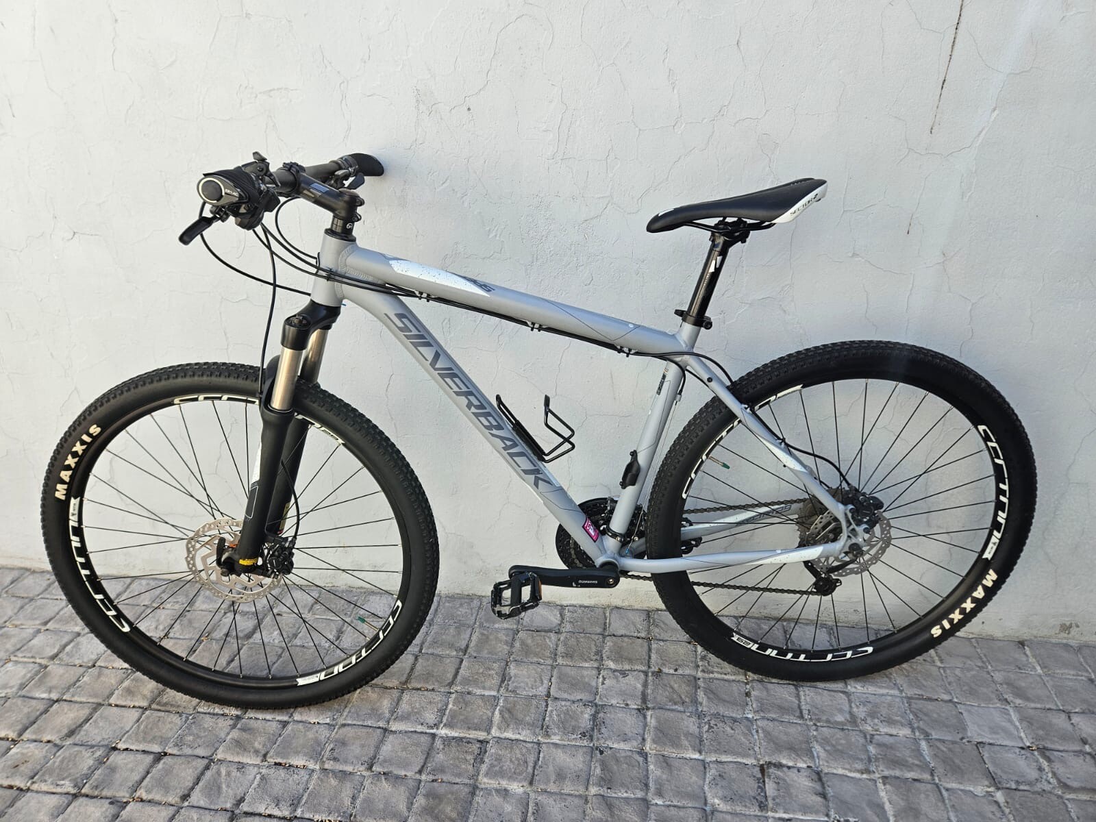 Silverback large | Hardtail Mountain Bikes | Bike Hub