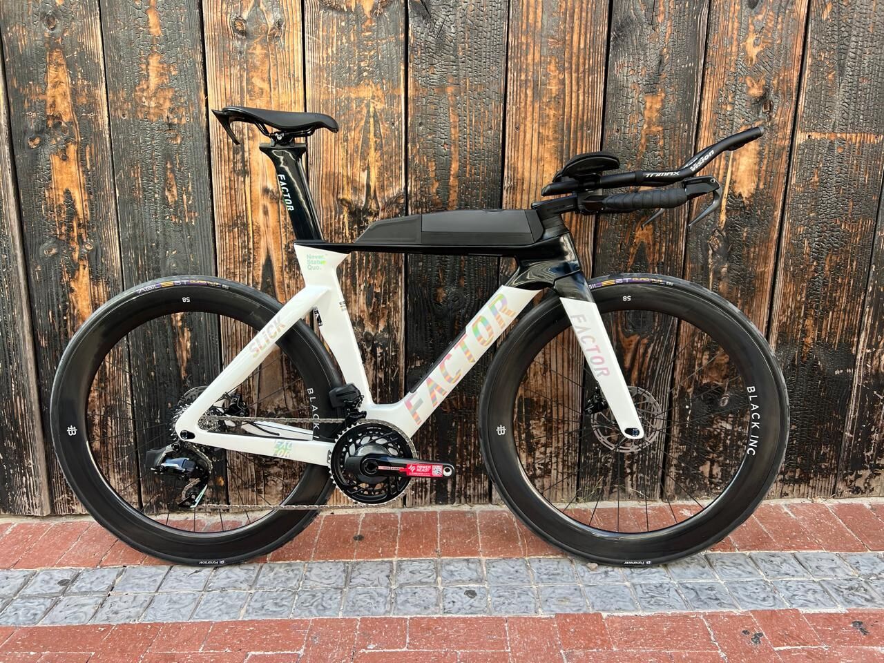 Factor Slick 2025 Brand New | Triathlon & Time Trial Bikes | Bike Hub