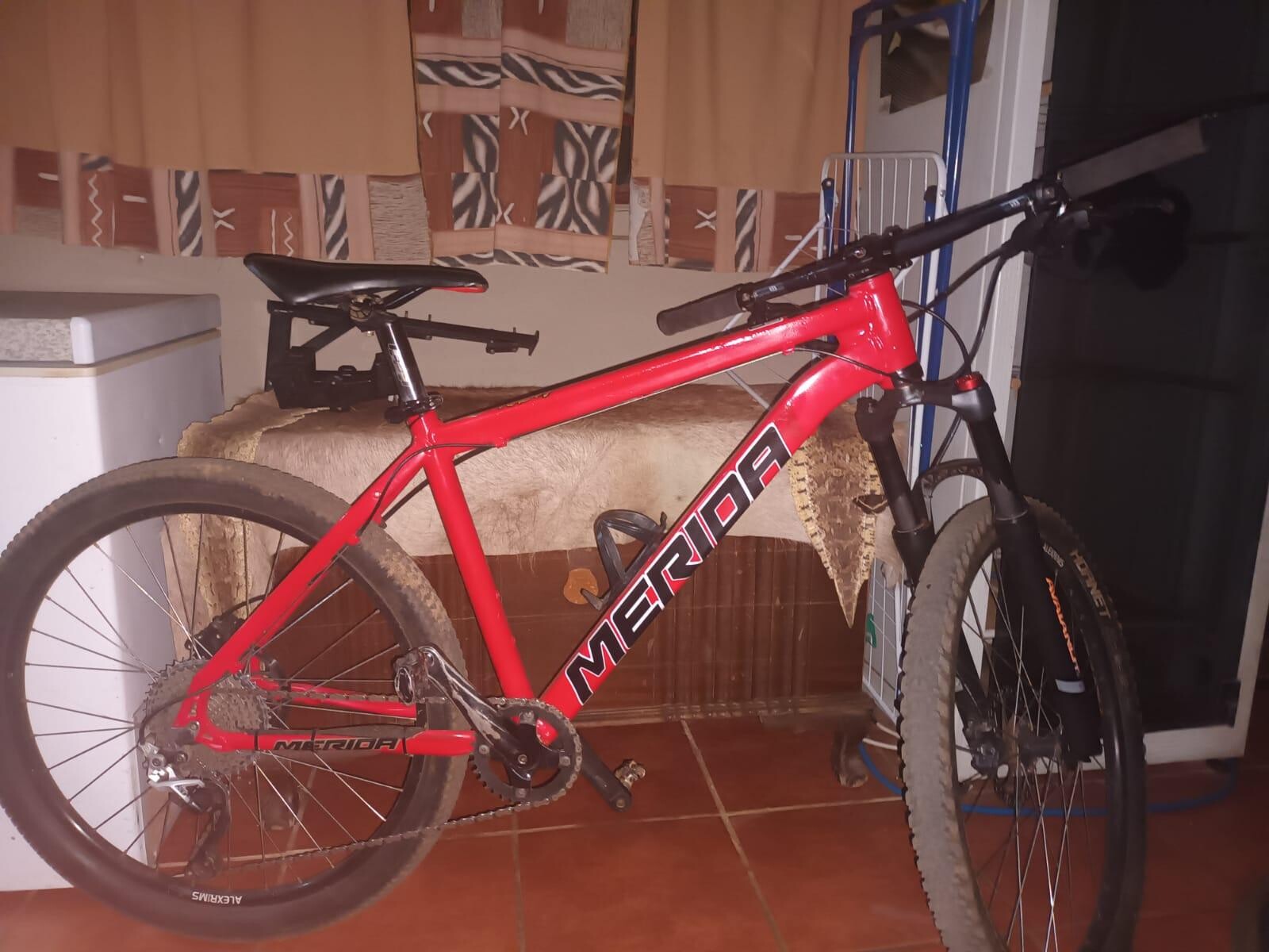 Merida bike red | Hardtail Mountain Bikes | Bike Hub