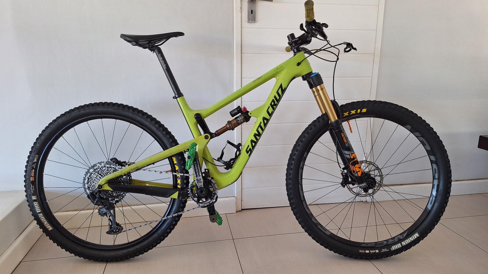 Santa Cruz Hightower LT | Dual Suspension Mountain Bikes | Bike Hub