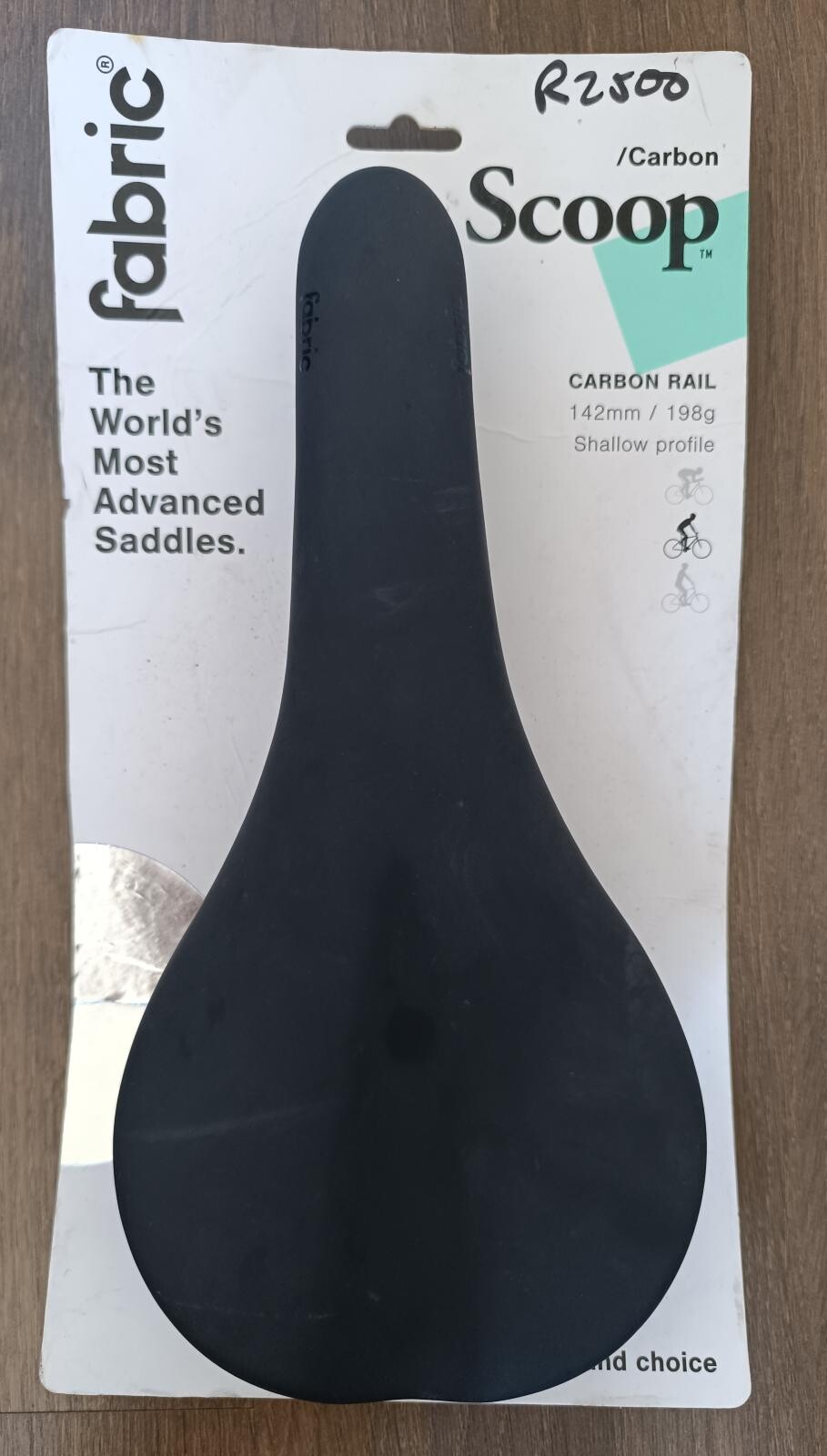 NEW Fabric Scoop Shallow Pro carbon saddle | Saddles | Bike Hub