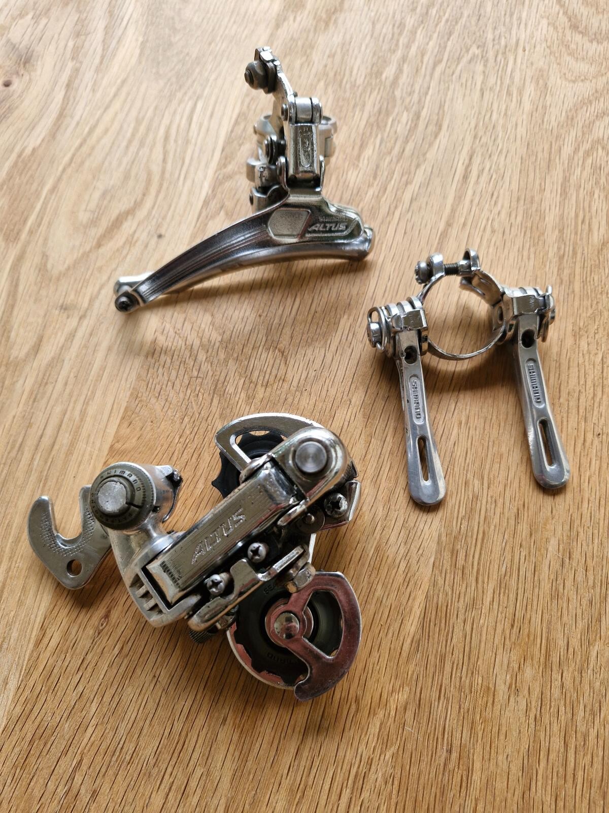 SHIMANO ALTUS ST Groupset | Complete Groupsets | Bike Hub