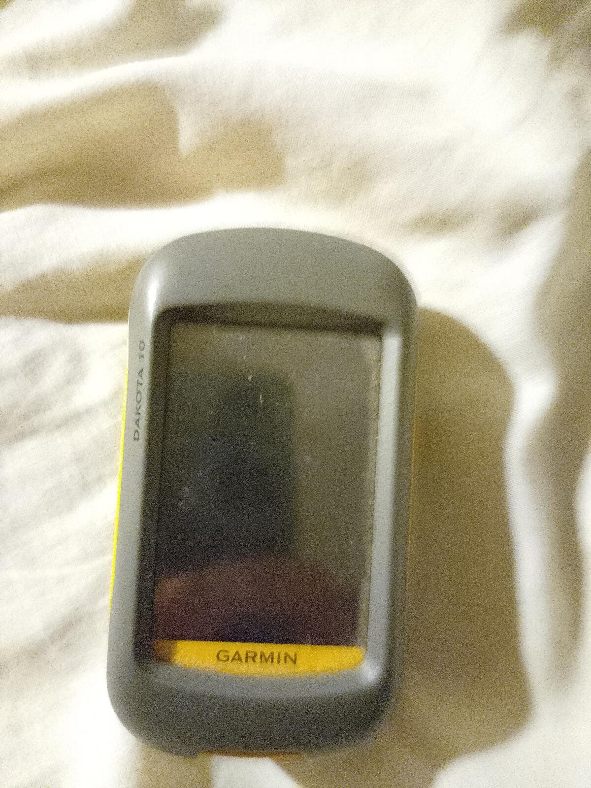 Garmin Dakota 10 | Computers & GPS | Bike Hub