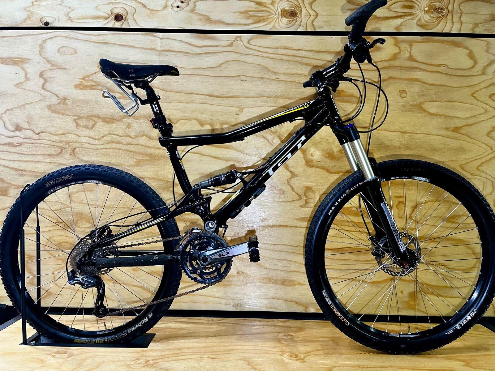 GT Marathon Elite | Dual Suspension Mountain Bikes | Bike Hub