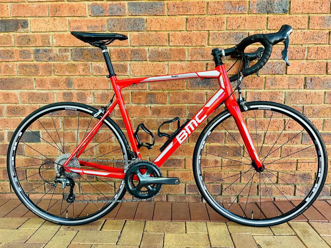 BMC Team Machine ALR01 | Road Bikes | Bike Hub