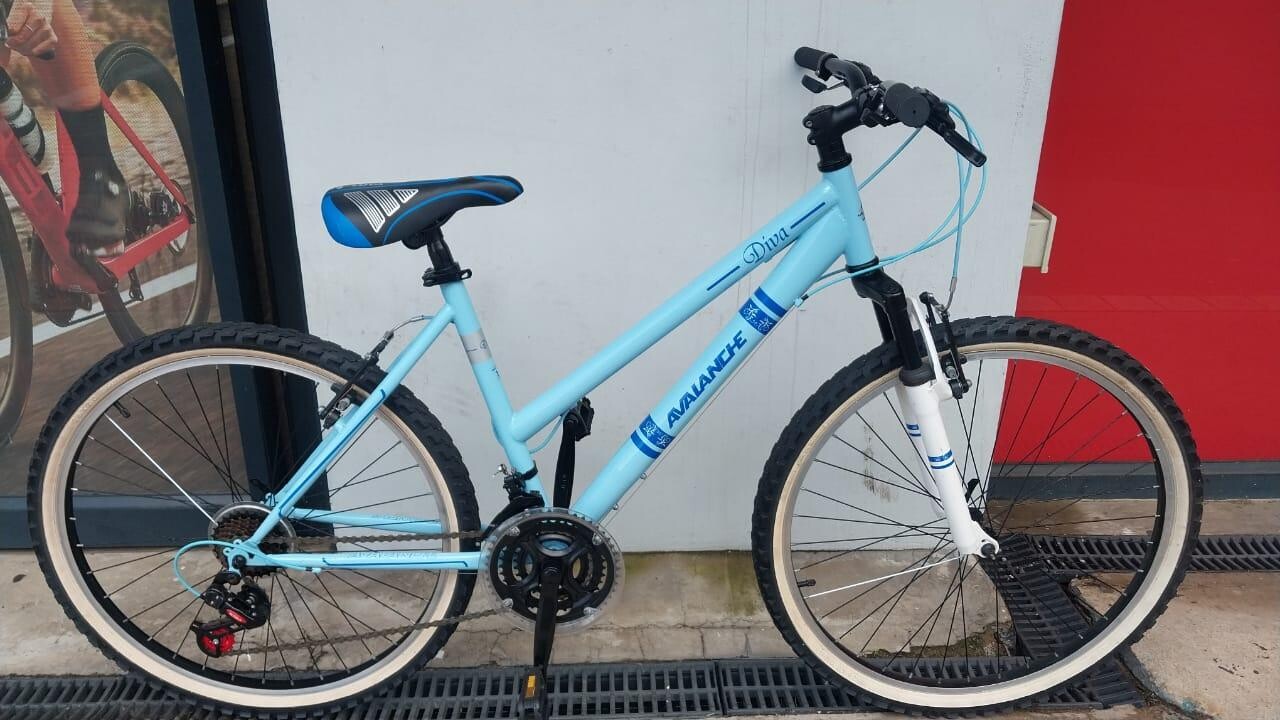 Avalanche Diva Ladies MTB | Hardtail Mountain Bikes | Bike Hub