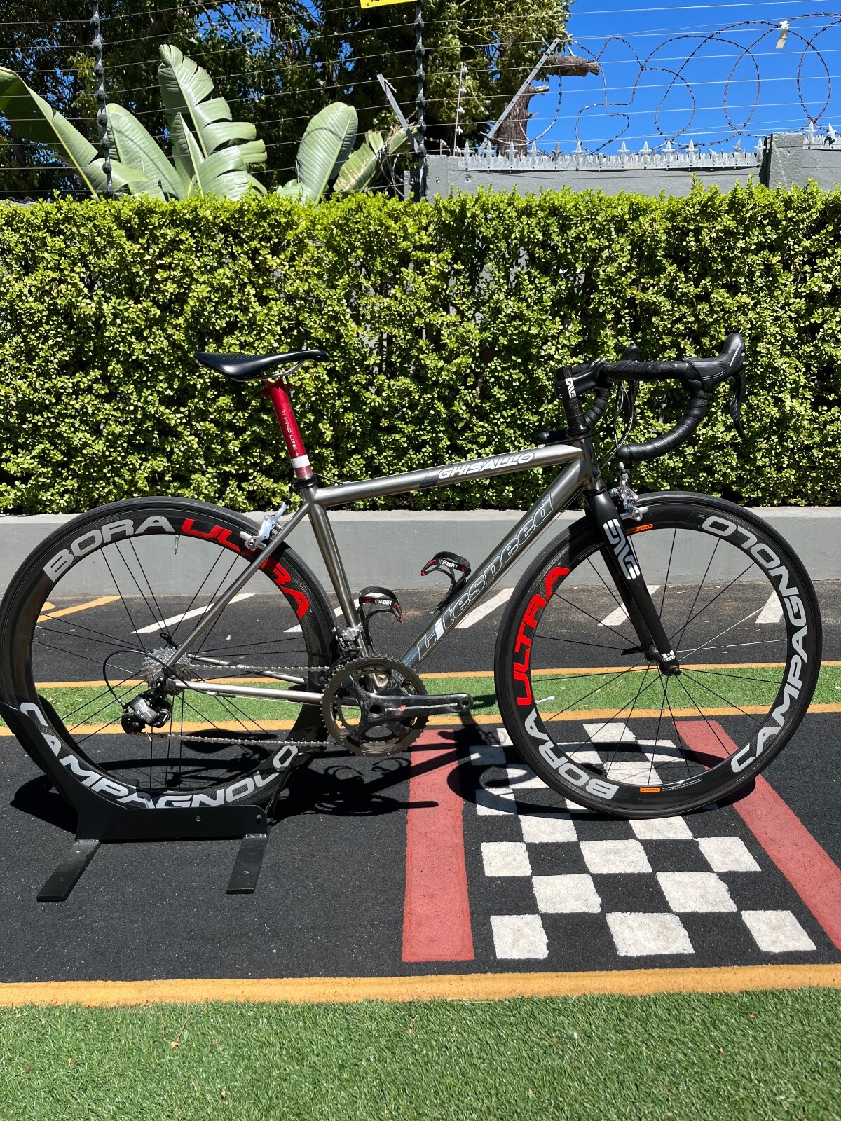 LiteSpeed Ghisallo | Road Bikes | Bike Hub