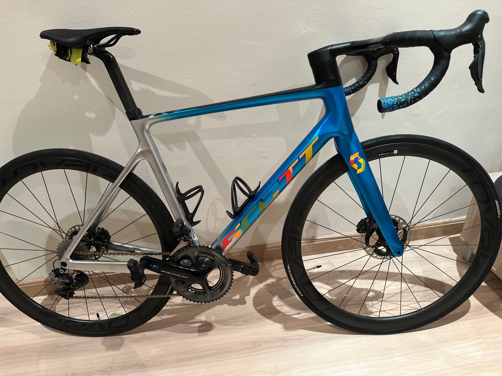 Scott Addict RC Limited Edition Disc | Road Bike Frames | Bike Hub