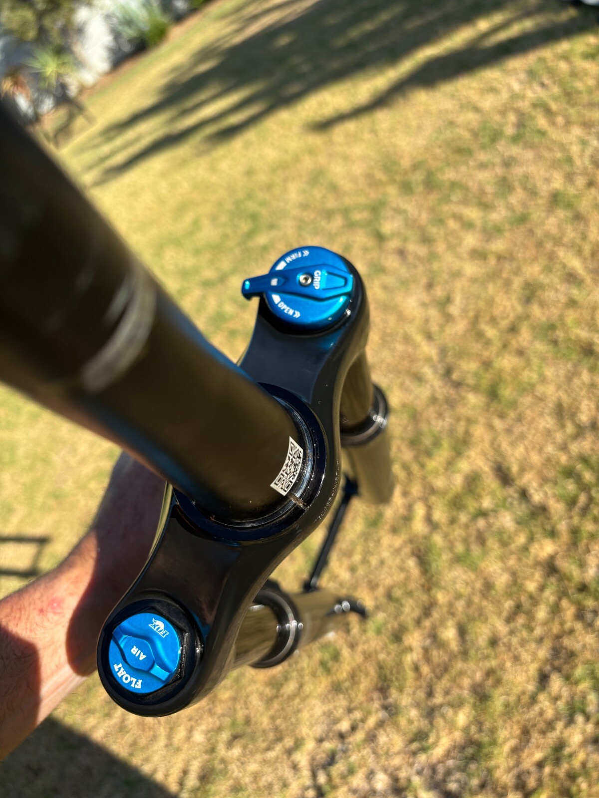 Fox 34 Rhythm | Mountain Bike Forks | Bike Hub