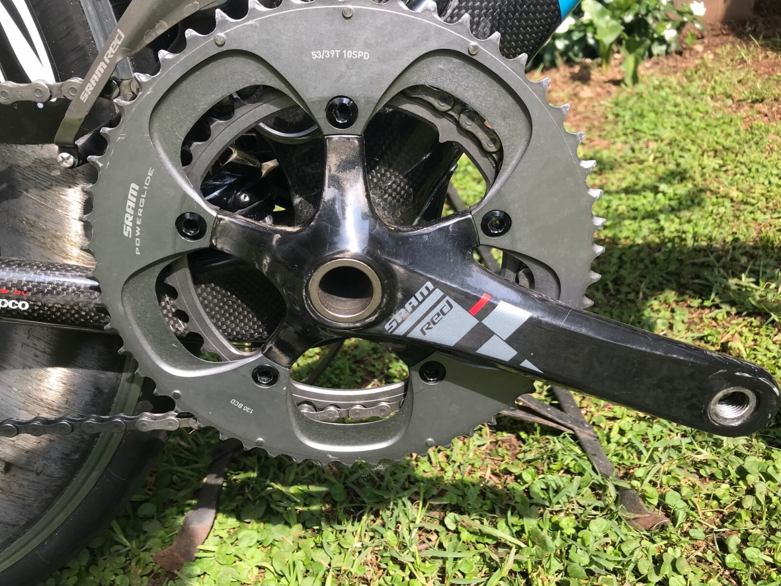 FELT B2 Time Trial Bike | Triathlon & Time Trial Bikes | Bike Hub