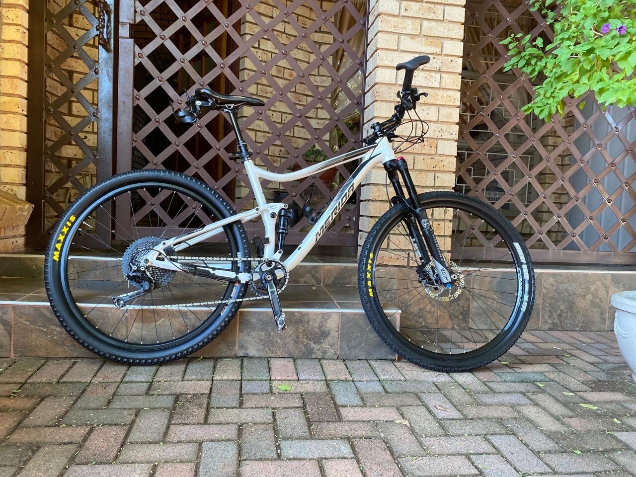 Merida 120 | Dual Suspension Mountain Bikes | Bike Hub