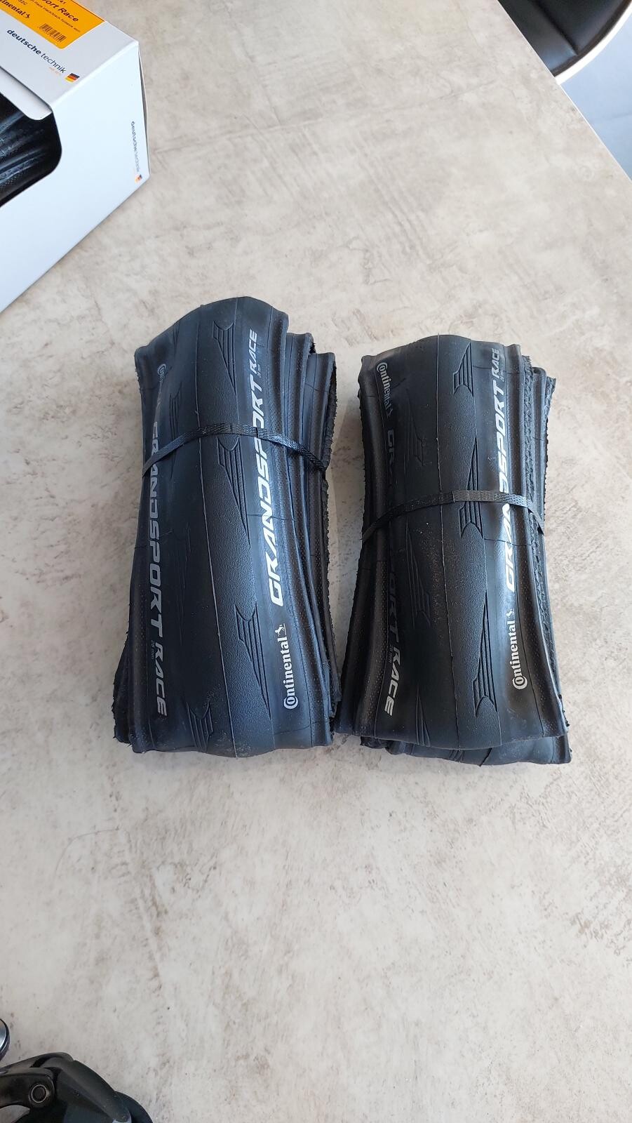 Continental 28c tyres | Road Bike Tyres | Bike Hub