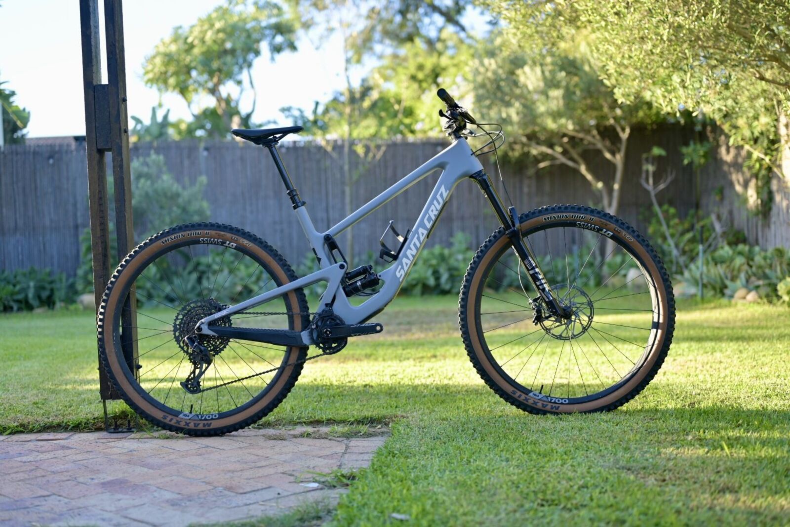 Santa Cruz Hightower 2cc - XL | Dual Suspension Mountain Bikes | Bike Hub