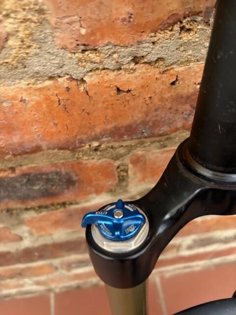 Fox front shock | Mountain Bike Forks | Bike Hub